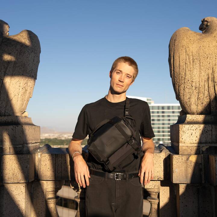 WANDRD ROGUE V2 Kameratasche (Schwarz) - Interdiscount